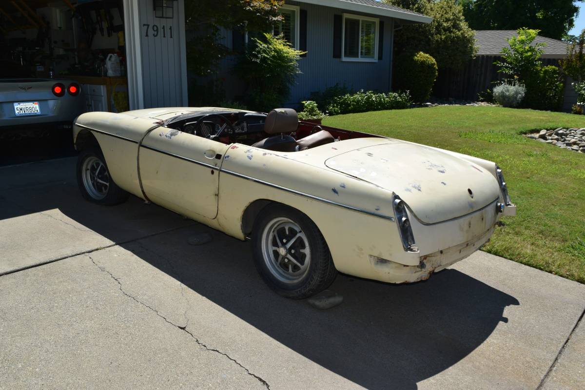 65 MGB LR | Barn Finds