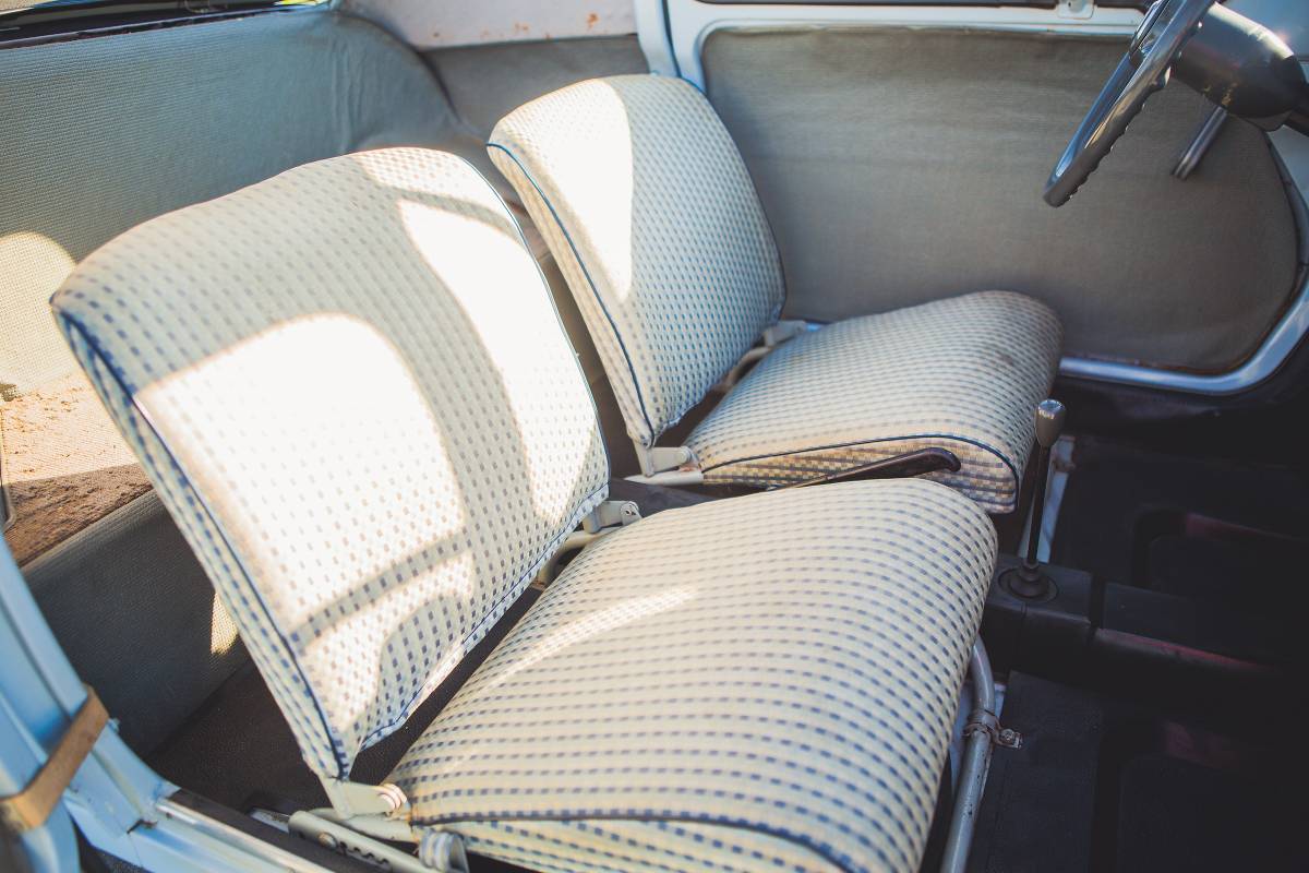 59 Vespa Micro seats | Barn Finds