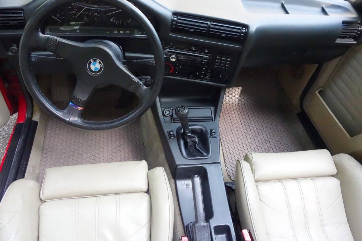 325is interior | Barn Finds