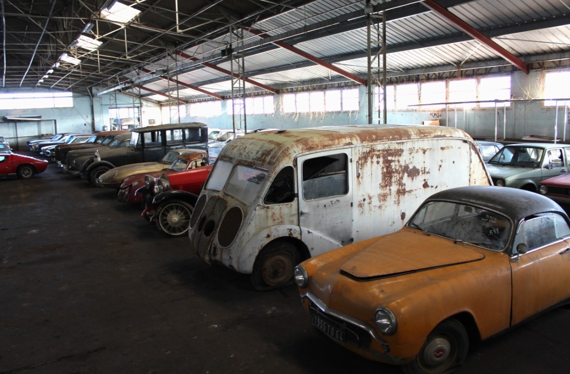 collection | Barn Finds