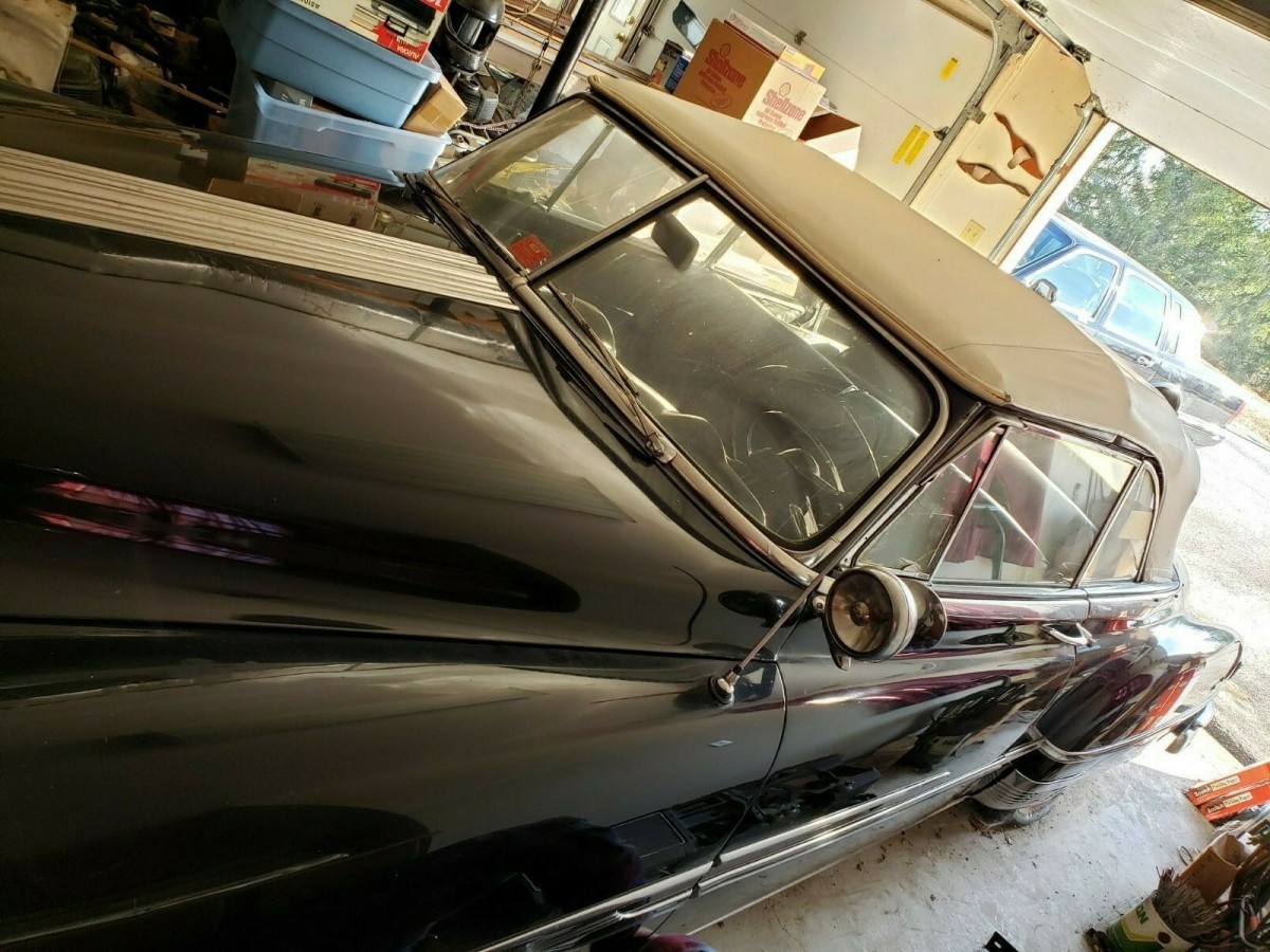 1952 Pontiac Chieftain Convertible 5 | Barn Finds