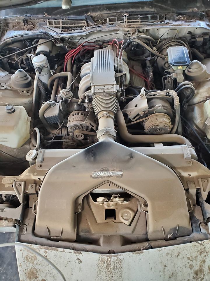 camaro white engine | Barn Finds