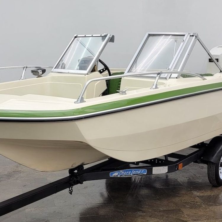 14 Foot Glastron Runabout Boat