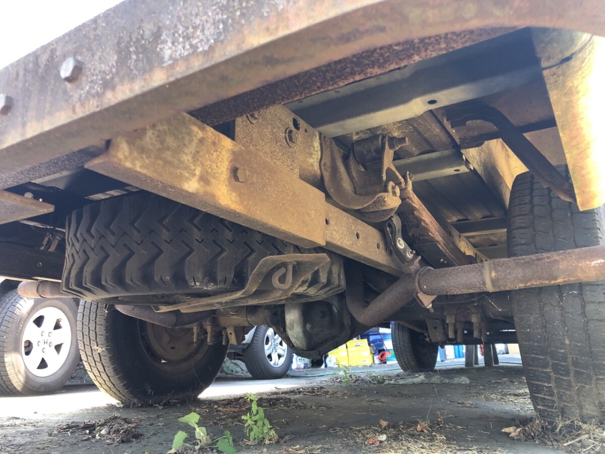 1967 Ford F250 Underside – 10 Large | Barn Finds