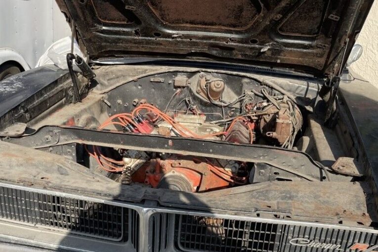 1969 Dodge Charger RT 4 | Barn Finds