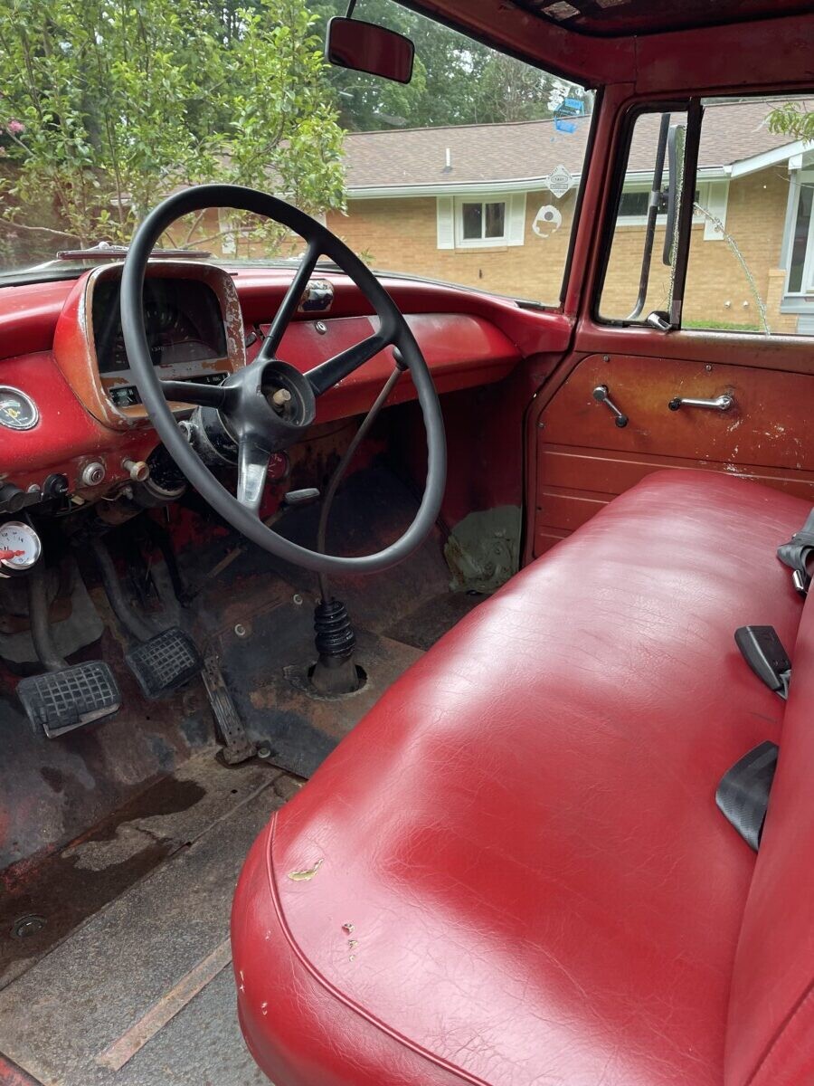 8 | Barn Finds