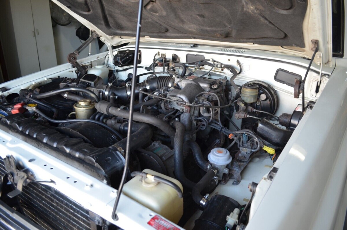 landcruiser engine | Barn Finds