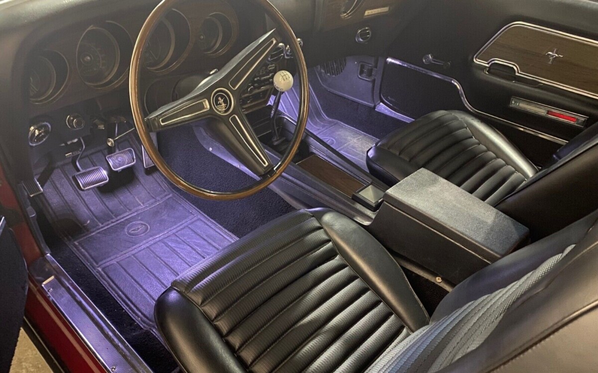 1970 Ford Mustang Mach 1 428 Cobra Jet Ram Air Inside | Barn Finds
