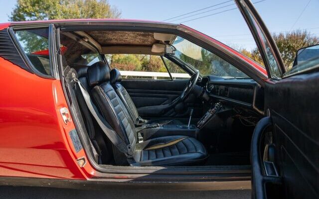 1974 De Tomaso Pantera Coupe interior | Barn Finds