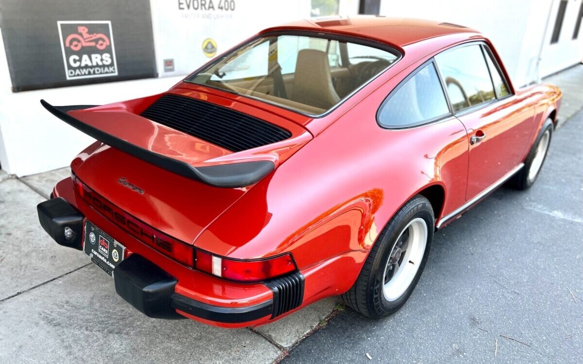 1975 Porsche 911 Carrera rear | Barn Finds