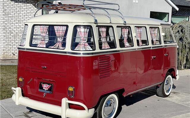 1975 Volkswagen Kombi Type II rear | Barn Finds