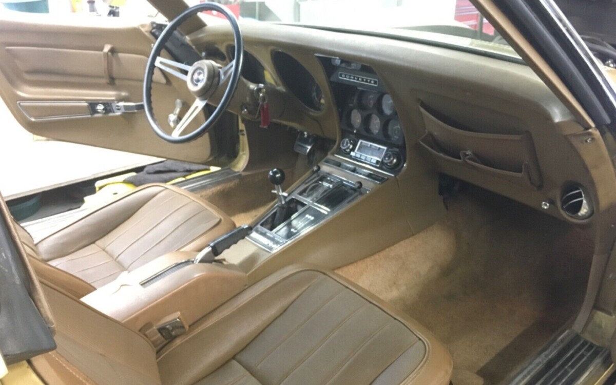 1969 Chevrolet Corvette Interior | Barn Finds
