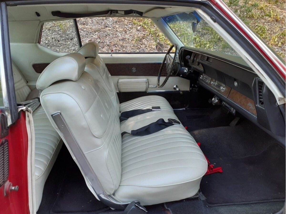 1970 Oldsmobile Cutlass Supreme 3 | Barn Finds