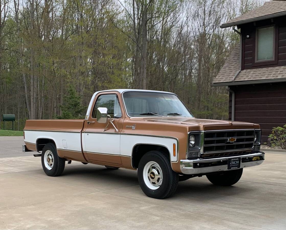 1979 Chevrolet C20 front 3/4 passenger | Barn Finds