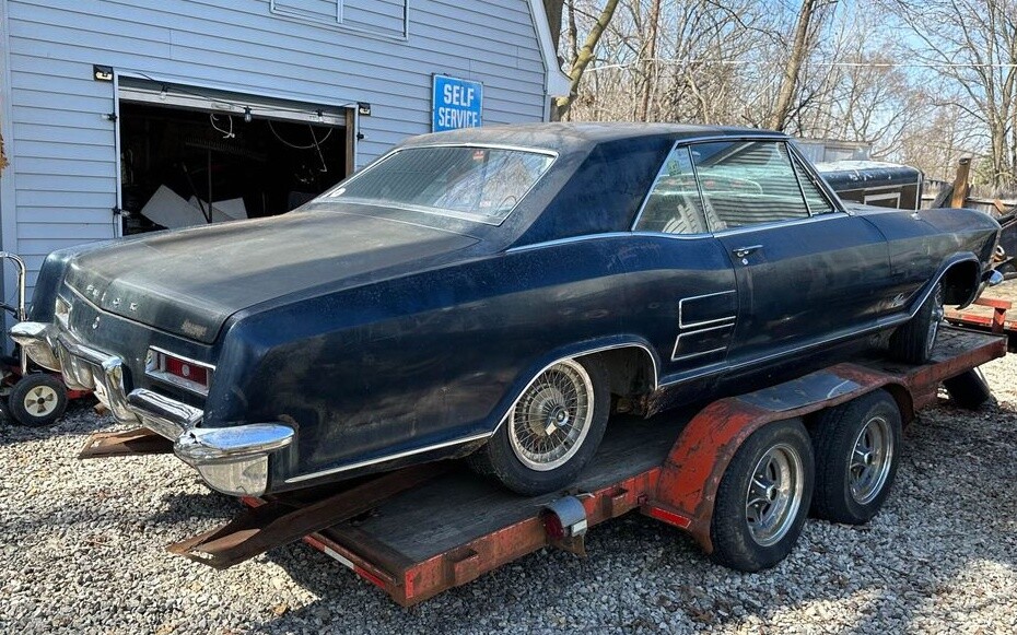 1963 Buick Riviera Rear | Barn Finds