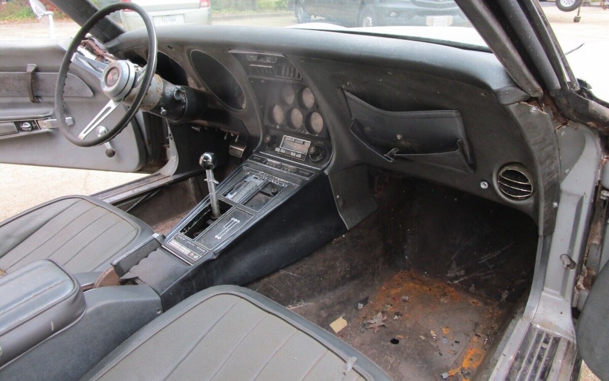 1969 Chevrolet Corvette Inside | Barn Finds