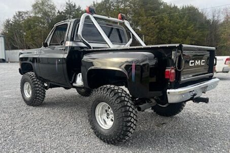 1979 GMC K1500 Short Bed Stepside 02 | Barn Finds