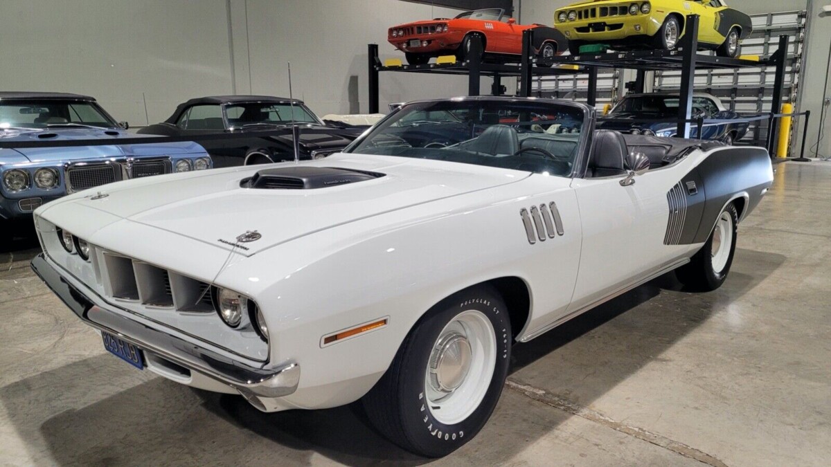 1971 Plymouth Cuda Convertible 5 | Barn Finds