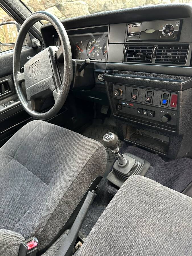 volvo 240 interior | Barn Finds