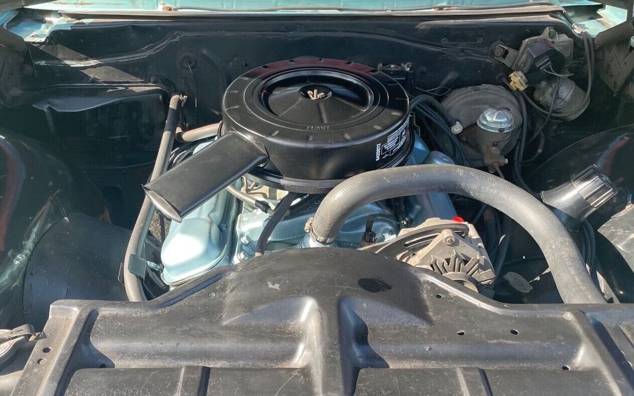 1966 Pontiac Bonneville 389 Engine | Barn Finds