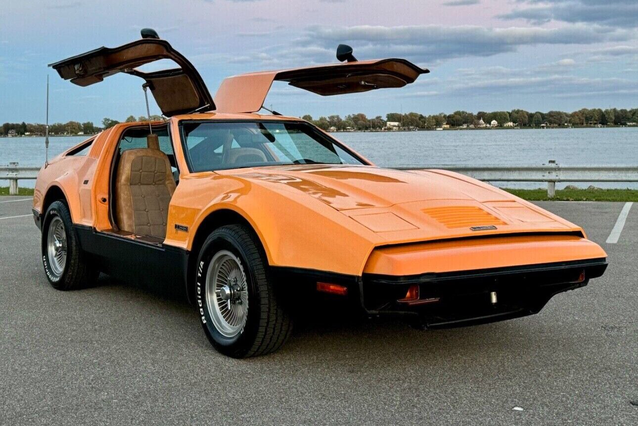 1975 Bricklin SV-1 Photo 2 | Barn Finds