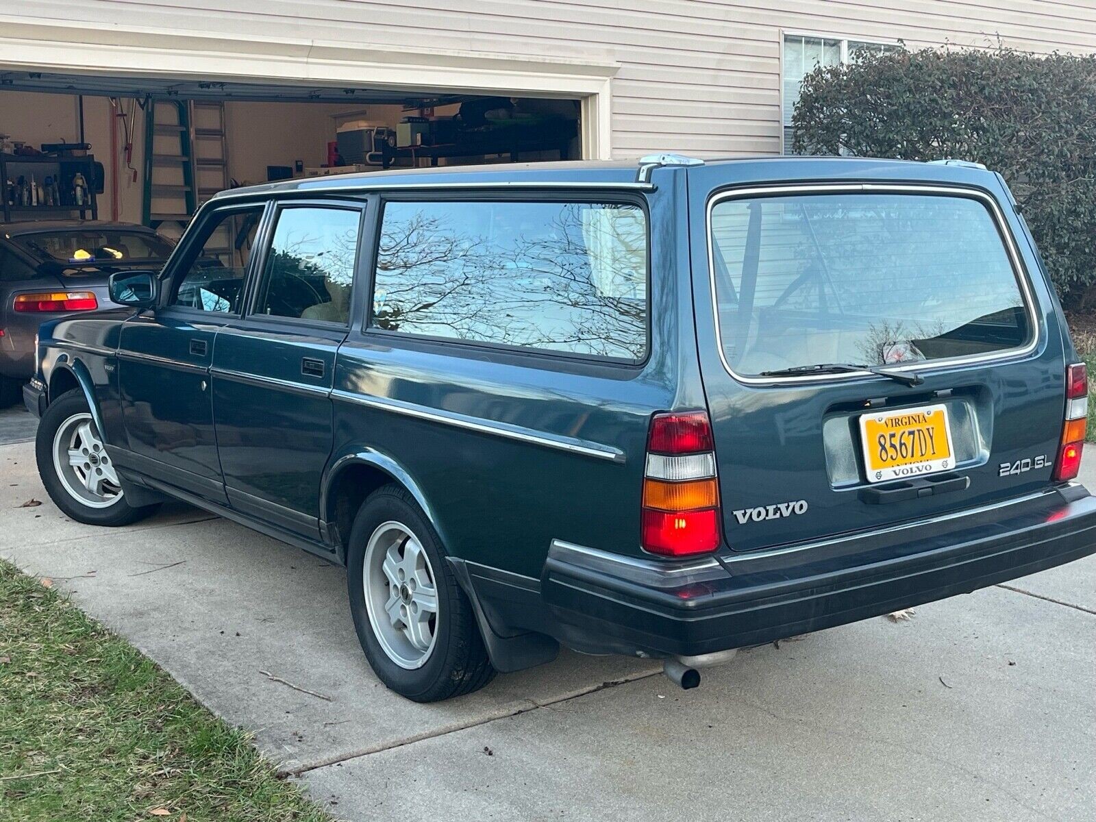 volvo 240 rear | Barn Finds