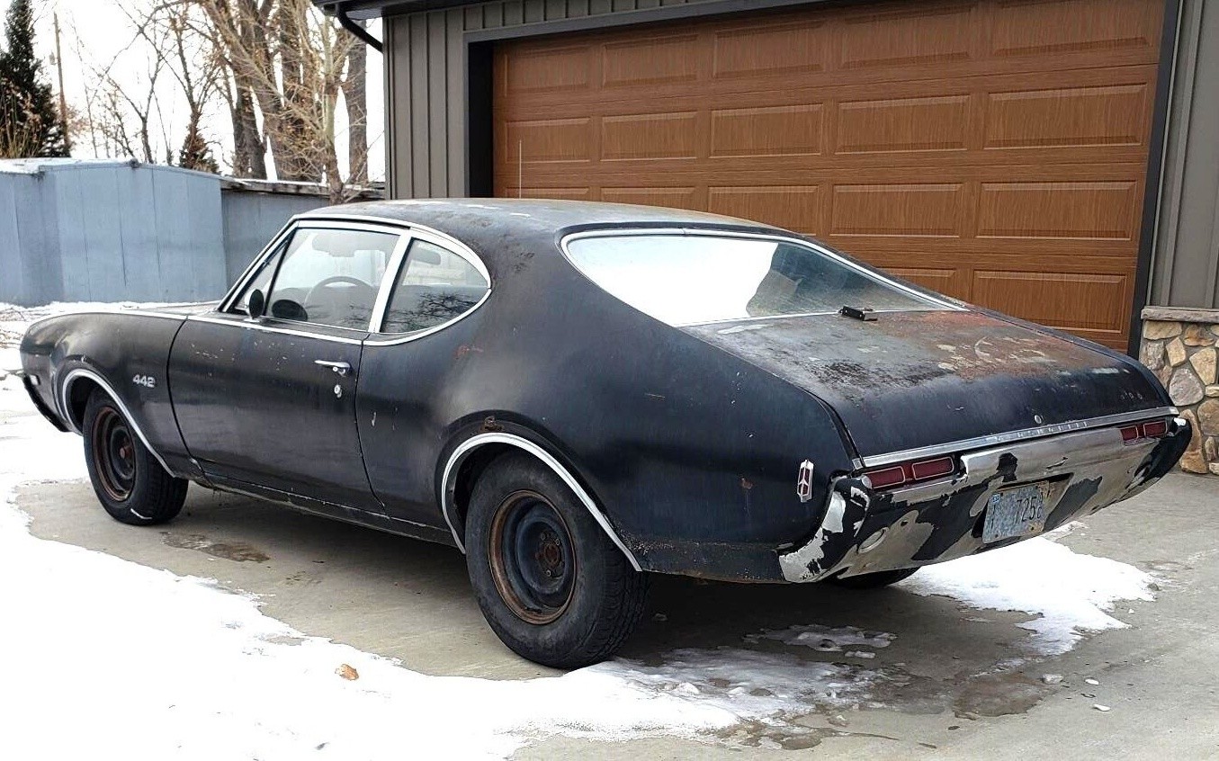 1968 Oldsmobile 442 Rear | Barn Finds