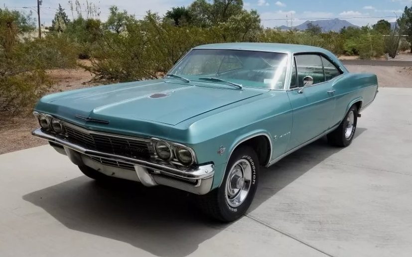 327 V8 4-Speed: 1965 Chevrolet Impala | Barn Finds