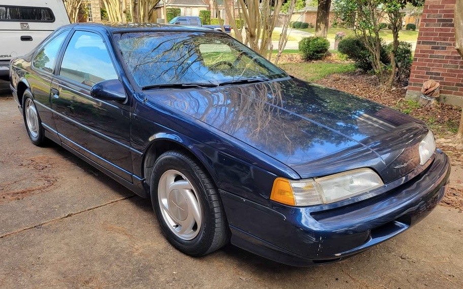 5-Speed Super Coupe: 1990 Ford Thunderbird SC | Barn Finds