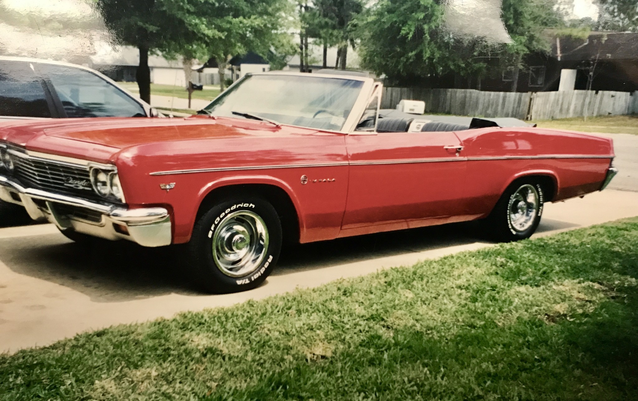 435 Horsepower! 1966 Chevrolet Impala SS 427 Convertible | Barn Finds