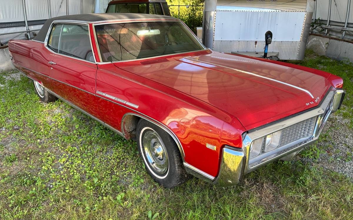Deuce and a Quarter! 1969 Buick Electra 225 | Barn Finds