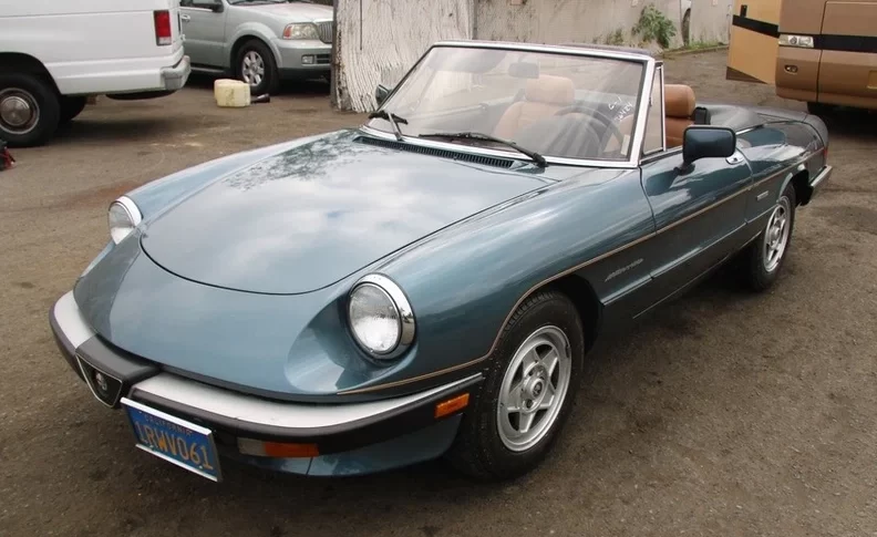 No Reserve Veloce: 1986 Alfa Romeo Spider | Barn Finds